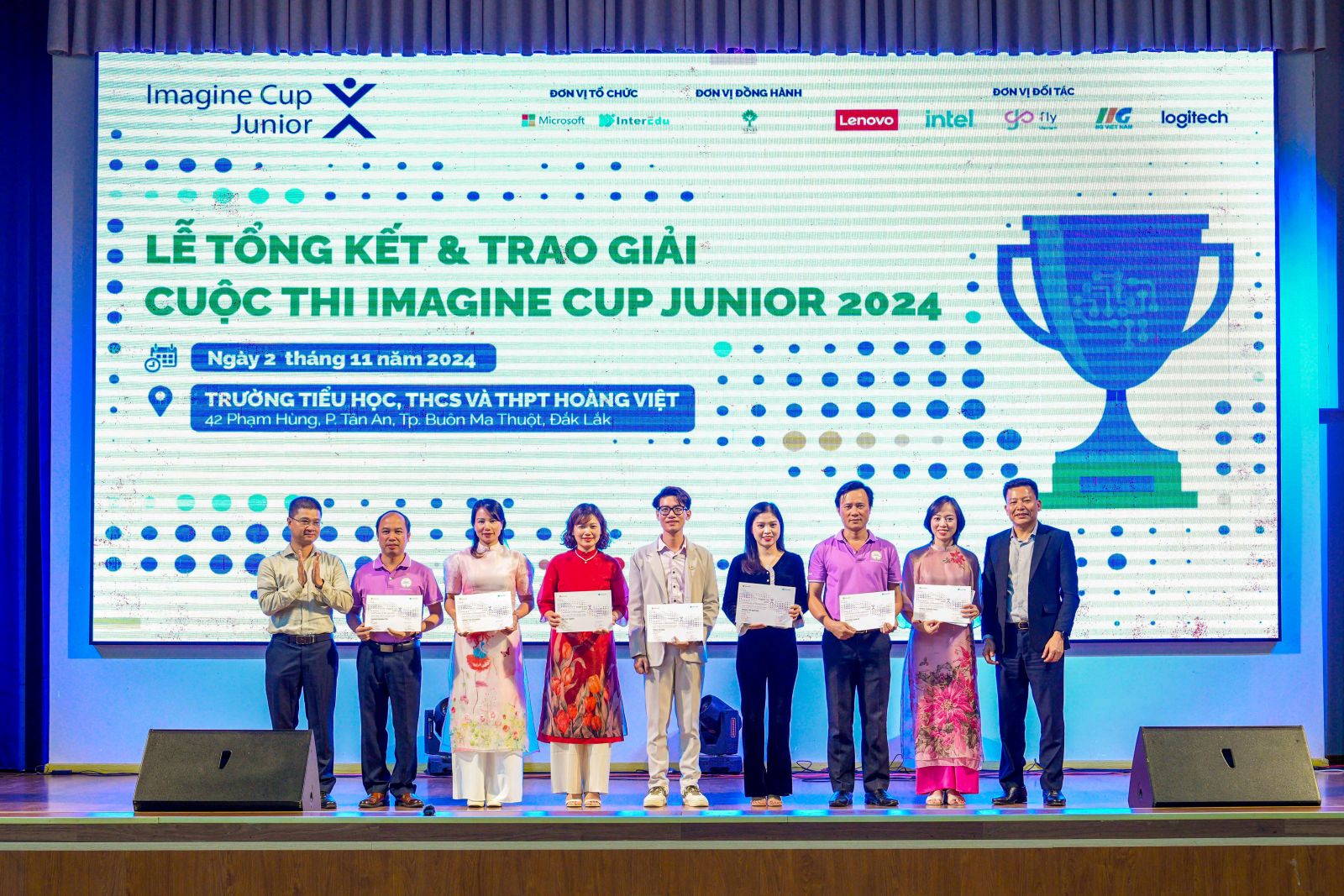 Trường THCS và THPT Tạ Quang Bửu